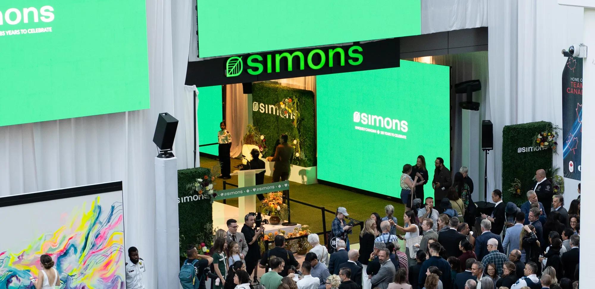 CF Toronto Eaton Centre | What's Happening at Simons