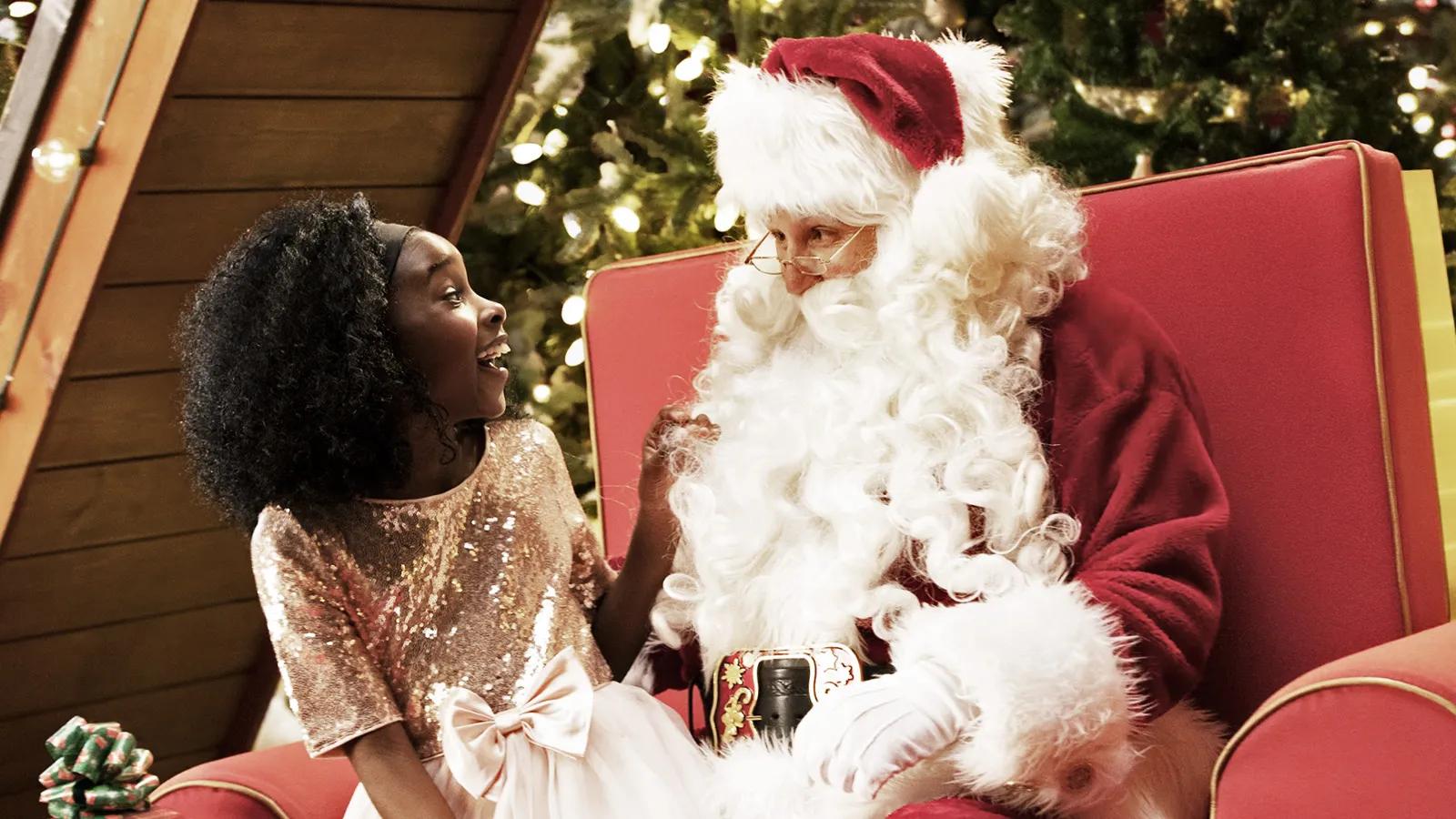 CF Fairview Mall | Capture the Magic: Santa is Coming!